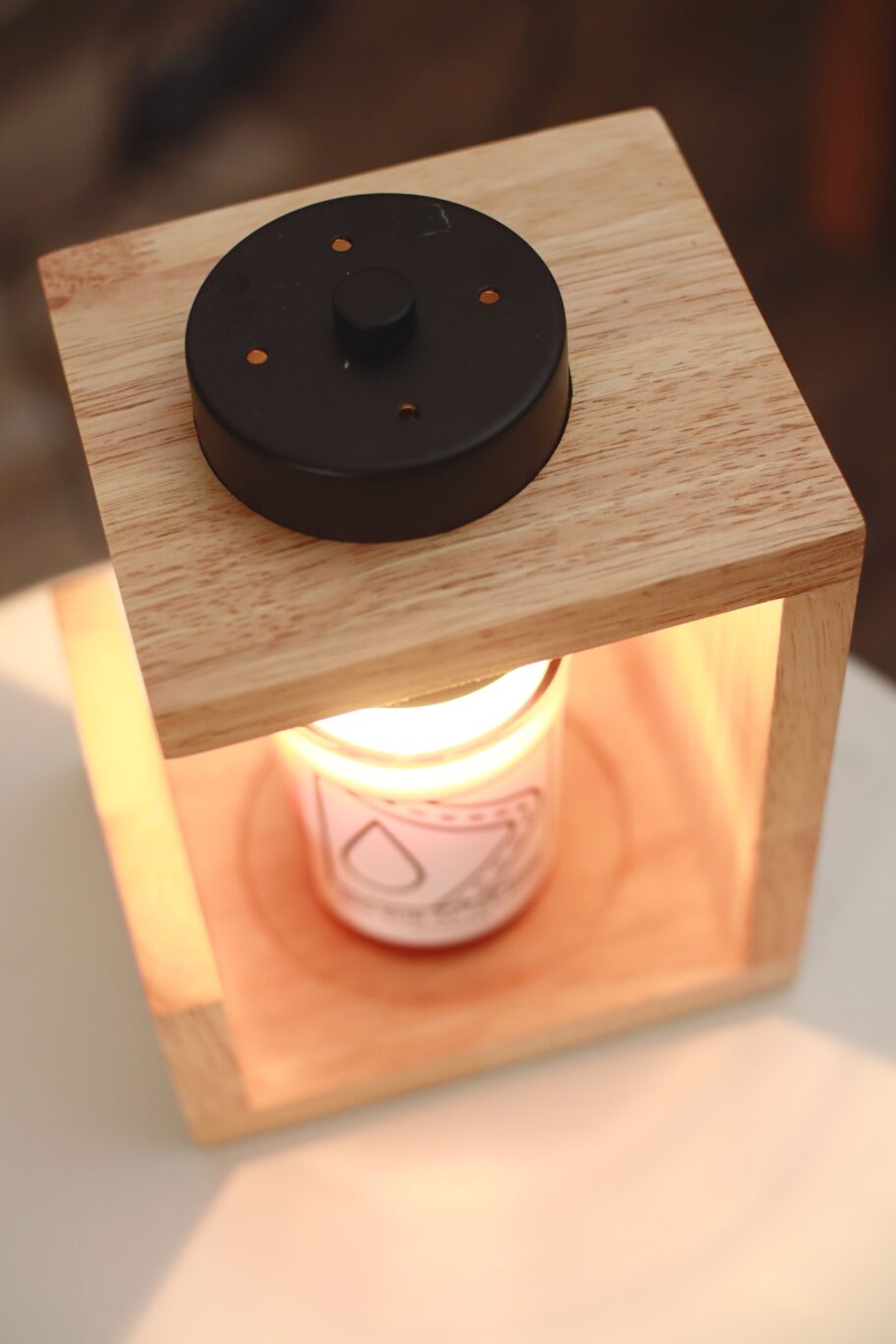 10 Reasons You Need a Candle Warmer in Your Life - candle culture