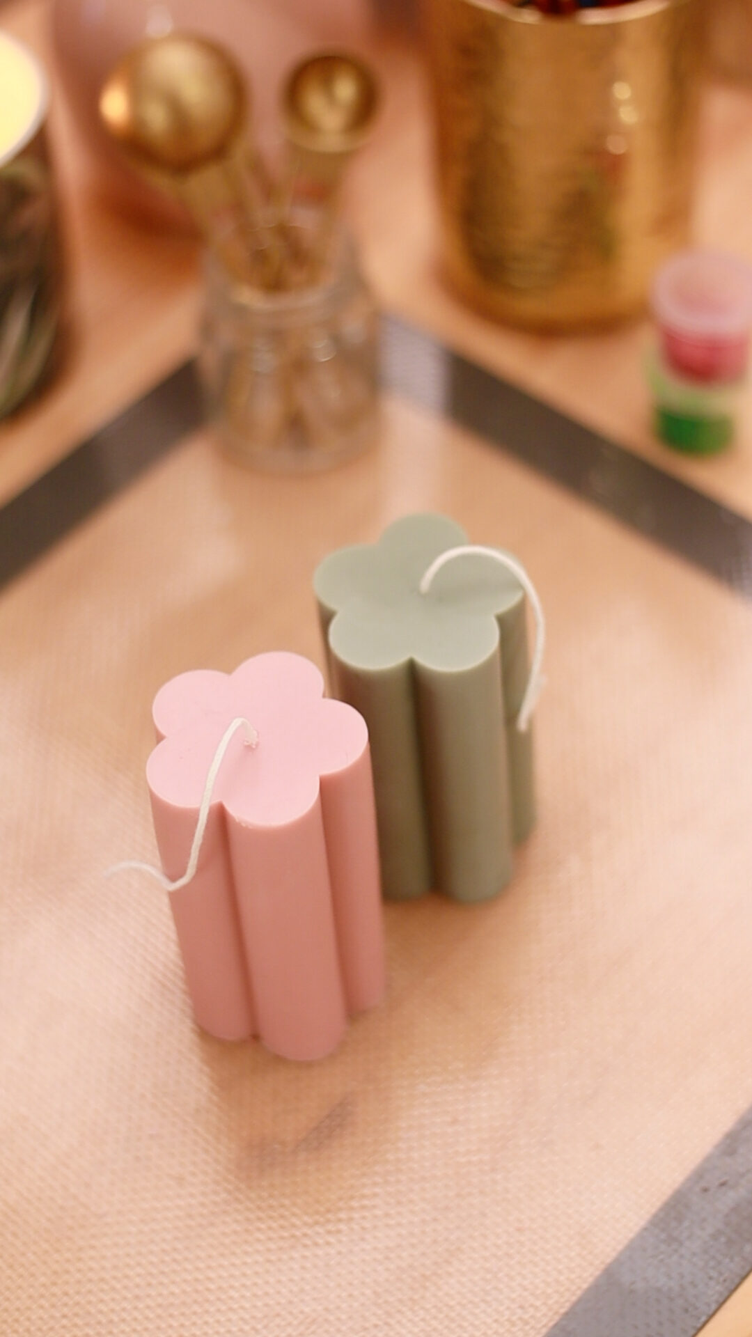 How to Use Silicone Candle Molds - candle culture