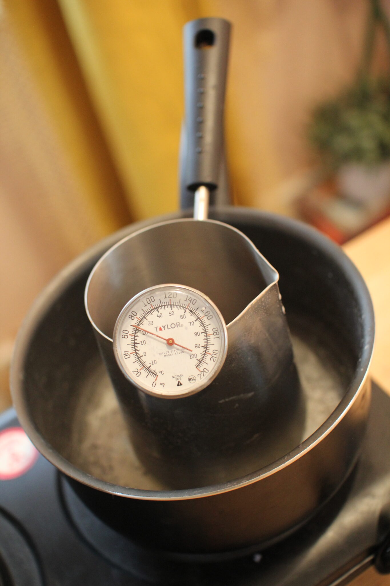 5 Candle Making Temperature Tips You Need to Know - candle culture